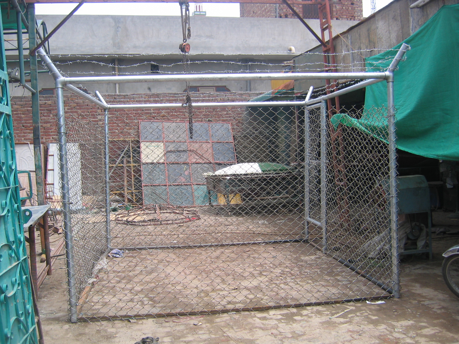 chain link wire emsh